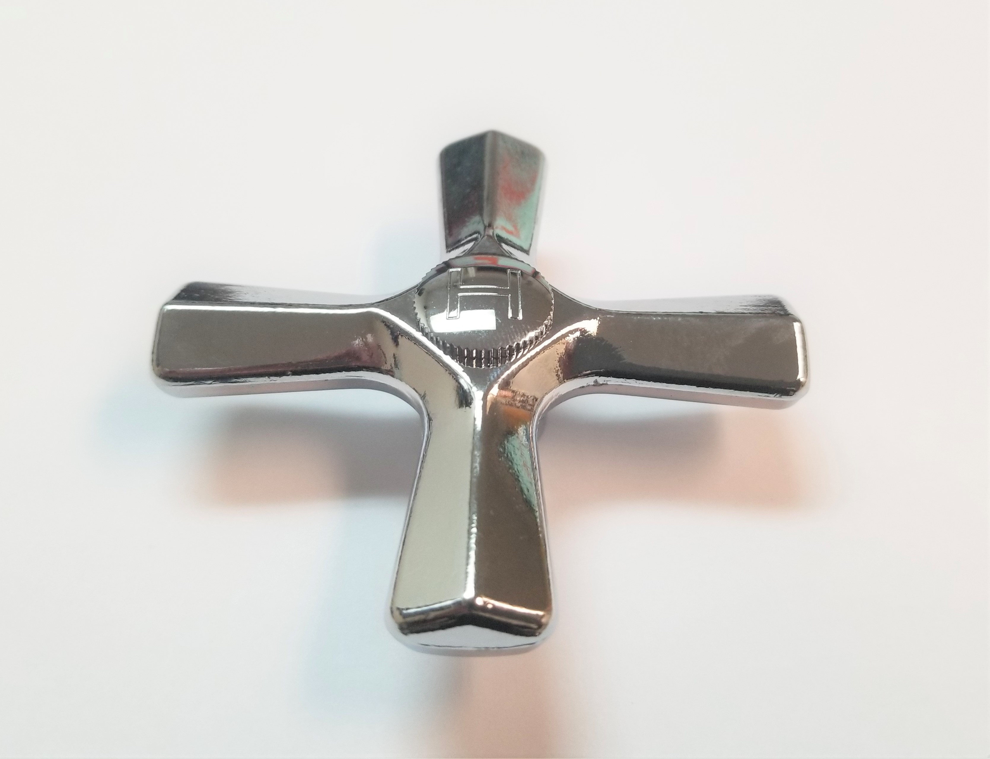 Briggs Chrome Hot Cross Handle | Noels Plumbing Supply