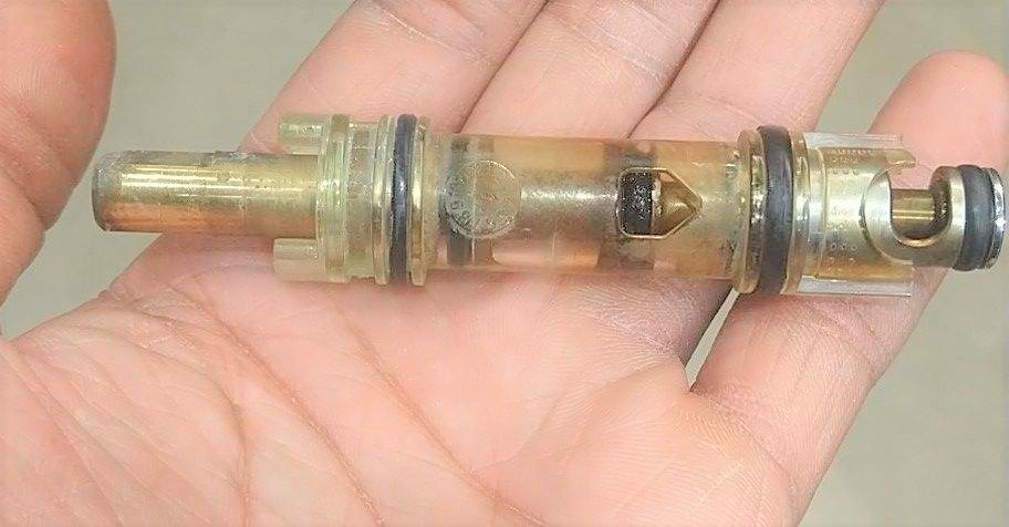 Cartridge Removal Tool for Moen Cartridges 104421 - Noel's Plumbing Supply