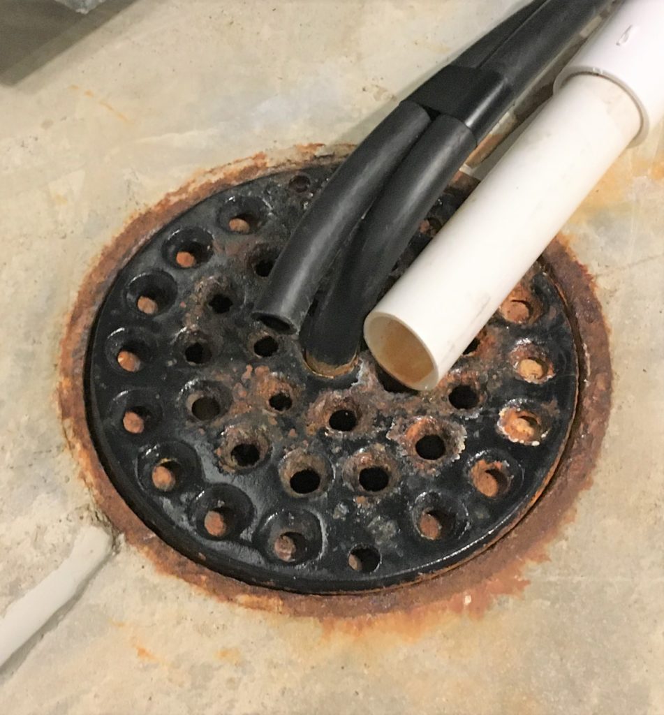 9" Round Cast Iron Drain Cover | Noels Plumbing Supply